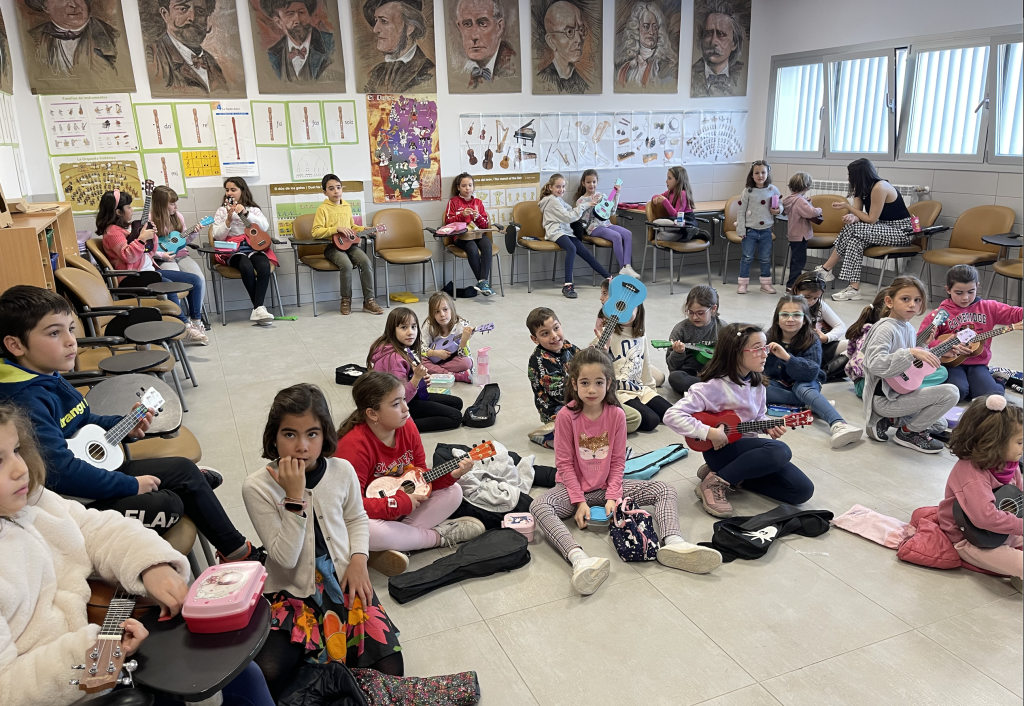 Taller de ukelele – CPI VALDESPARTERA III